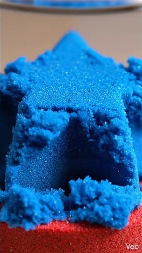 Satisfying Infinite Zoom: Star-shaped Sand Block