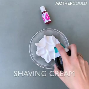 🖌NO DRIP PAINT🎨 Aka puffy paint, AKA the best paint for indoor play🤩. Weekend activity alert! Use a paint brush and paper or take it to another level and reuse sandwich bags to make it feel like icing on a cake 🤗. It’s amazing for painting on vertical surfaces (paper taped to the wall🤪). • Painting indoors with regular paint is terrifying at times😳. There are so many slow motion NOOOOs and close calls😅 that it makes it not worth it at times. But kids love to paint and it’s great for their