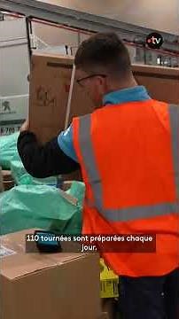 La nouvelle plateforme de livraison de l'entreprise Chronopost submergée par les colis de Noël