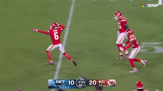 Bryan Cook with a BIG Stop to Force Fourth Down against Lions