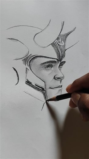 DRAW LOKI 🥶|| Tom Hiddleston || #shorts