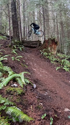 14K views · 258 reactions | Wait for it… 勞 @olliegregoryjones hanging on tight to that mid-trail 360! Trail bike tricks are the best.  #RaceFace #RideRF #MountainBiking | Race Face Performance Products | Facebook