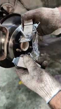 Rear brake rotor replacement #auto #mechanic #shorts #ideas #carpart #ballbearing #brakefluid