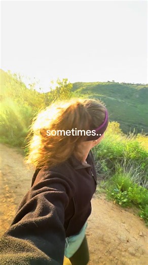 Reframing doesn’t change what happened. It changes how much power you let it have over you. 🤍 #reframe #reframingthoughts #thinkpositive #positivemindset #therapist