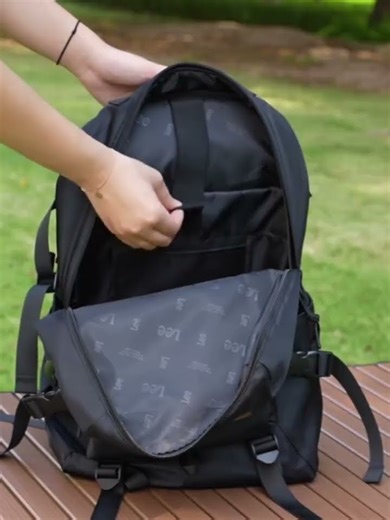 LEE Large Capacity Laptop Backpack