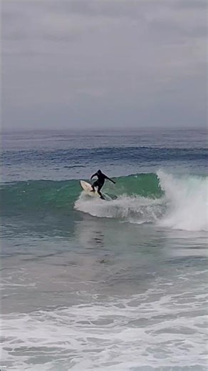 great skills 🤙🏄 #waveriders surfing is life 🤙