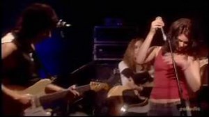 'People Get Ready Chords' - Jeff Beck with Joss Stone (live 2007) - ChordU