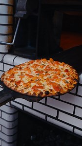 46K views · 990 reactions | What makes our Fresh Tomato Pie so iconic?  Take an exclusive peek behind-the-scenes at our craft, ingredients and legacy! #frankpepe #100yearsofpizza #coalfiredsince1925 #tasteslikesummer #foodiefinds | Frank Pepe Pizzeria Napoletana | Facebook