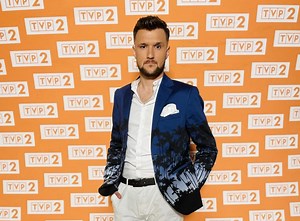 Niesamowite hity zespołu Defis w jednym miejscu! Wyśmienita premiera od Karola Zawrotniaka! | Disco-Polo.info