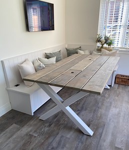 Rustic Scaffold Board Dining Table: Metal X Frame, Prosecco Ice Buckets - Etsy Schweiz