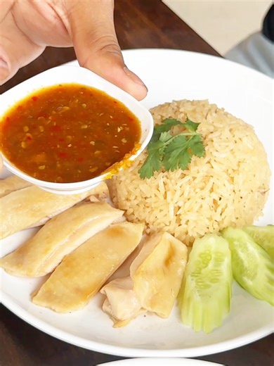 ริดมันไก่ ข้าวมันไก่ - หนองจอก ฮาลาล ทุกจานเสิร์ฟร้อน ๆ พร้อมความอร่อย 📍พิกัด 10/12 หมู่ 10 ถนนมิตรไมตรี แขวงหนองจอก เขตหนองจอก กรุงเทพฯ 👉กดสั่งเลย!!! ฮาลาลทุกคำ อิ่มใจทุกออเดอร์ https://makanhalalguide.com/shop/detail/5606 ......................... 📲โหลดฟรี App Makan Halal Guide https://onelink.to/makanhalalguide กรอกโค้ด MKHIUAP รับส่วนลด 50.- สำหรับผู้ใช้ใหม่ เมื่อสั่งอาหาร 300.- ขึ้นไป . #ร้านเด็ด #makanhalalguide #makanevent #ร้านอาหารฮาลาล #รวมร้าน #รีวิว #เดลิเวอรี่ #ฮาลาล #ริดมันข้าวม