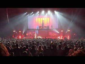 Bring Me The Horizon - The House of Wolves (Live @ Yubileyny Sports Palace, St. Petersburg, Russia)