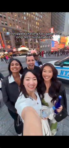 Comment TRADE to receive free access to my weekly stock watchlist and market analysis 📈 I say this all the time on my channel. I don't believe in staring at your trading screen 8 hours a day. That won't make you more money. Instead it's better to understand how the market behaves throughout the day, and pick and choose the best timeframe to trade accoridng to your strategy. What period do you usually trade? I prefer 9:30am-11:00am. However, lately I've been swing trading so let me know if you g