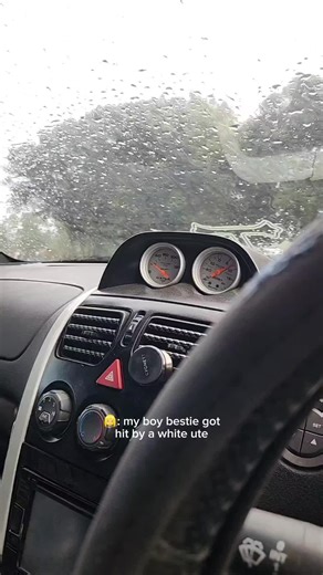 very unfortunate #carcommunity #viral #perth #fyp #trending #cartiktok #utes #commodore @Chloe @CHILLAN @♱ Tipped In ♱ @LYING @FAERY SVZ