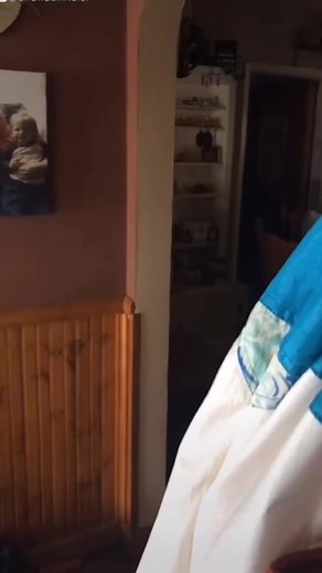 2.7M views · 88K reactions | Prank with family藍藍 #scarecam #scareprank #prank #jumpscare #failarmy #funny #fun #trynottolaugh #scarehusband #viralvideo #funnyvideos #fyp | Prank Family | Facebook