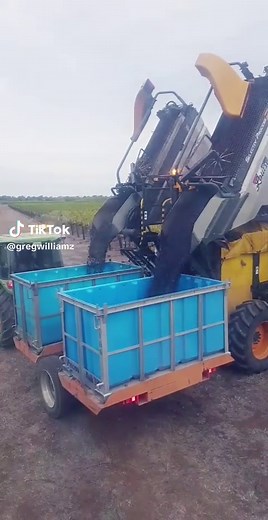 #australia #tractor #farmlife #vintage #johndeere