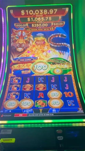 Was waiting for THE big jackpot 🎰🎉 let’s try again! Hit that like, subscribe & PayPal link! #slots