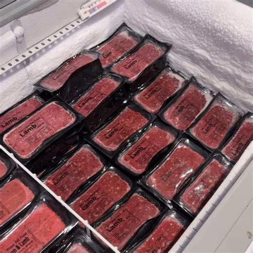 Raw treat pet food 500g £1.70 per block, 7 blocks £10.50 or 14 blocks £20.00 Chicken Chicken & tripe Lamb Chicken & lamb Turkey Duck Beef Beef & tripe | Go4Raww