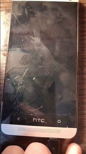 HTC ONE 5 Clock low battery