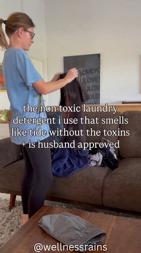 NON TOXIC LAUNDRY SWAPS 🧺✨ COMMENT “LAUNDRY” i’ll send the link to my favorite non toxic laundry detergent straight to your inbox 🙌 conventional laundry detergents can contain toxic ingredients like sodium lauryl sulfate, phosphates, fragrances, dyes, formaldehyde, 1,4 dioxane others. in addition to being endocrine disruptors, these ingredients can cause allergies, respiratory issues and skin irritation. and 1,4 dioxane is a potential carcinogen so skip all the toxins, and try my favorite non 