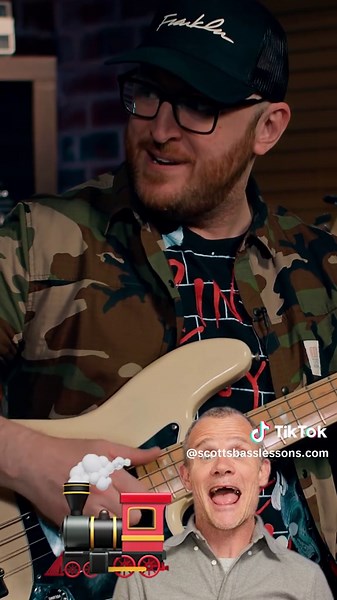 Does the entire feel of this song actually rely on @flea333 's right hand? 👀 #flea #scottsbasslessons #basstips