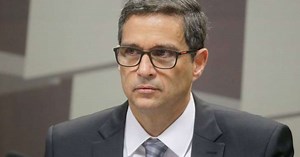 FMI eleva projeção de alta do PIB do Brasil neste ano para 2,8%, mas corta a de 2023