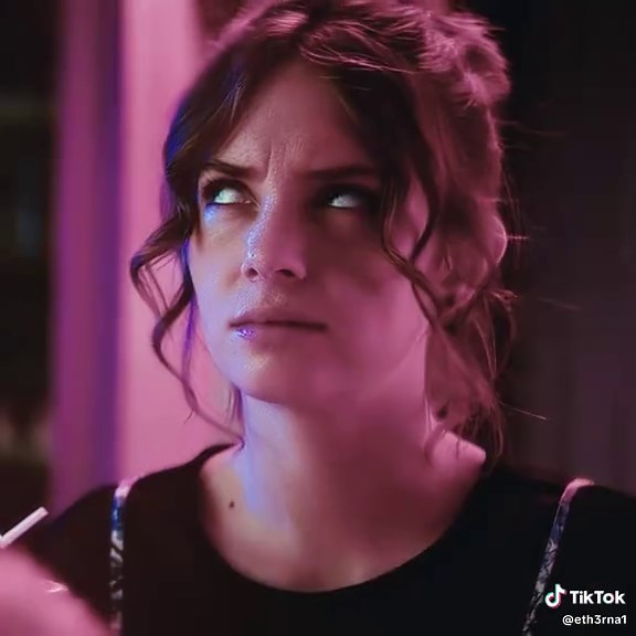 I need to finish this series… | I’m so ready for winter break | [ scp: cindyzscenes | cc: drkho1d | sharpen: blamethemovies | panning/shakes: me | wm ib: hrweqt | ib/ac: moonst6ne ] ; #fearstreet #fearstreetedit #fearstreet1994 #heatherwatkins #mayahawke