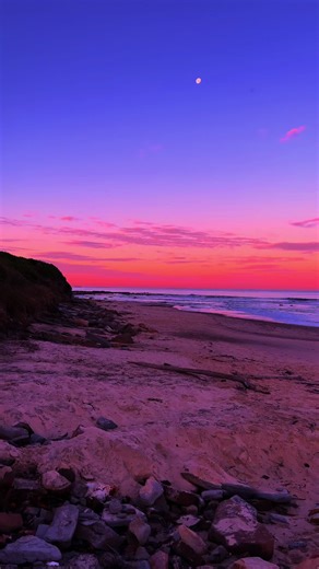 Captivating Pastel Sunsets on Australia's East Coast