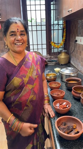 Pushpalatha R on Instagram: "Sunday samayal feast 😍♥️"