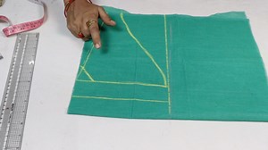 5.9K views · 42 reactions | कितनी सुन्दर है स्लीव डिज़ाइन#fashion #indianfashion #Sewing #EthnicWear #stitchingclass #shorts #tailoring #IndianFashion #howto #diy | Stitching Class | Facebook