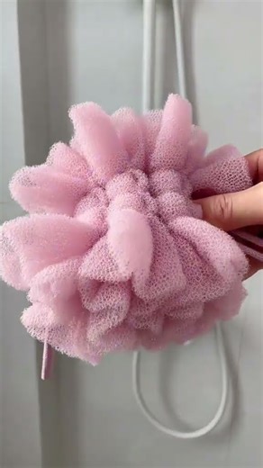 Bath Sponge Hack 🛁 Back Scrubber You’ll Love!