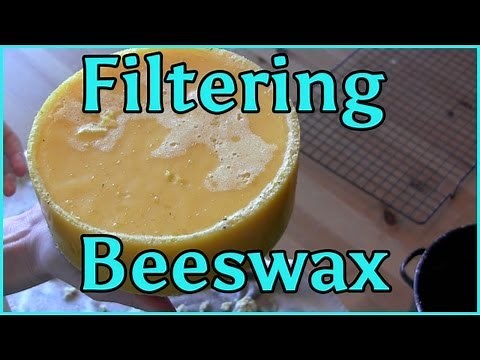 Cleaning Melting and Filtering Beeswax