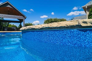 How to Choose a Pool Liner: Expert Tips & Complete Guide