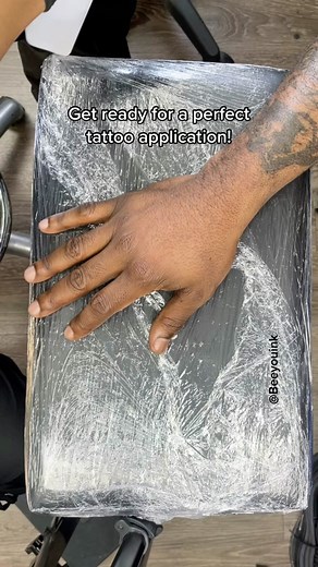 Tattoo Application Process: Step-by-Step Guide for Perfect Hand Tattoos