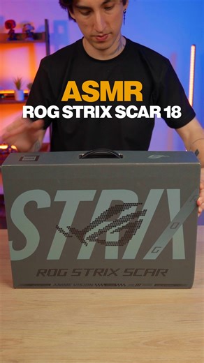 Unboxing ASMR de la ROG Strix Scar 18 con toda su potencia 🎧💻 Con procesador Intel Core Ultra 9, gráfica NVIDIA RTX 5090, 64GB de RAM y 2TB de almacenamiento. Además de una pantalla de 18” 2.5K a 240Hz 🔥 #ROGStrixScar18 #ROG #ASMR #LaptopGamer #RTX5090 #Gaming #Unboxing | ASUS Republic of Gamers
