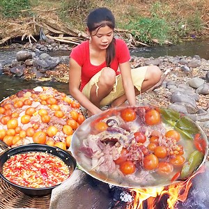 Hello and Welcome to Twins TV. Today we have new video "Chicken egg cooking spicy for food and Eating delicious - Survival skills cooking " We mostly sharing about Adventure, Camping, Cooking vidoes and others unique cooking skills in the forest. We hopefully you enjoy and support us. Thank you SO MUCH🙏 #TwinsTV #yummyfood #cooking #eat #recipes #foodie #deliciousfood #eggs | Twins TV