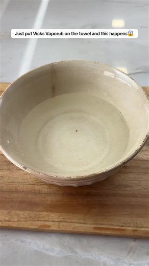 Just put Vicks Vaporub on the towel and this happens.#tips #healthtips #practicaltips