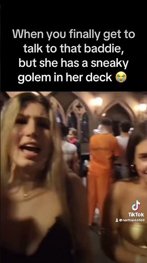 These sneaky golems always tryna ruin everything… #follow #clashroyale #fyp #viral