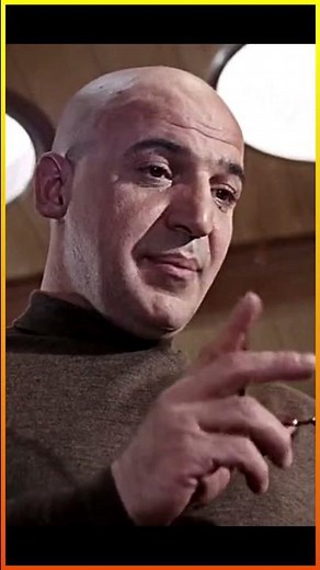 "Merry Christmas, 007" | On Her Majesty's Secret Service (1969)