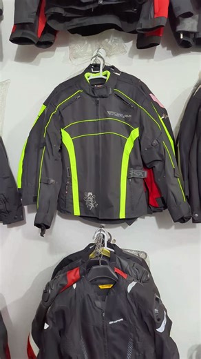 Durable Riding Safety Jacket for Lady Bikers