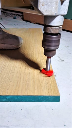 Perfect Hinge Fitting on Plywood | Door Hinge Fitting Trick 🔥 Woodworking Shorts #shortvideo