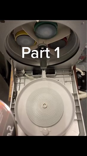 It took the disc art completely off 😂 Does the game play? See part 2 #AEJeansSoundOn #ohno #fyp #fypシ #foryoupage #videogames #nostalgia #retrogaming #xyzbca #ps2