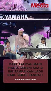 571K views · 10K reactions | #MHnews Berbakat betul anak sulung Penyanyi Nombor Satu Negara, Siti Aafiyah yang yakin bermain piano bila mana ibunya sampaikan lagu Nadi. Aafiyah mulai belajar piano sejak mengikuti pre-school lagi. | MEDIA HIBURAN | Facebook