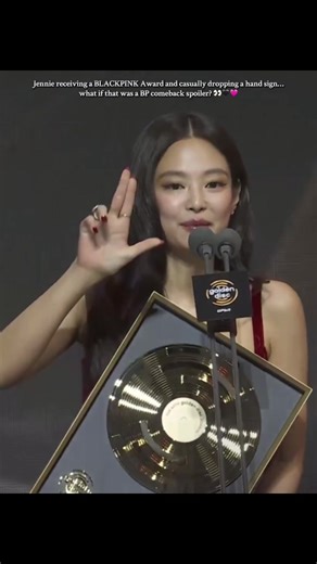 BLACKPINK's Jennie Spills Comeback Spoiler at Awards