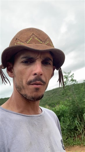 Desafio de Pegar o Boi: A Vida de um Vaqueiro