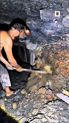 Coal Mining is Intense & Profitable 😱