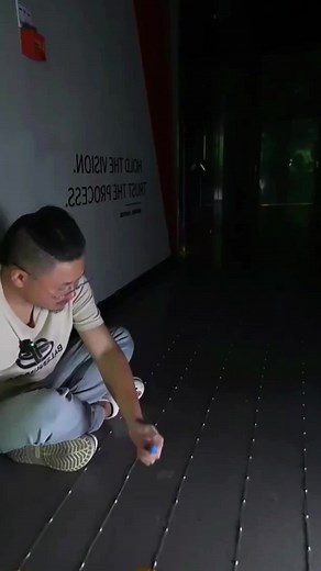 Interactive LED Light Display: Color Changing Fun