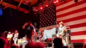 BLACKFOOT covering "Mississippi Queen" ( Mountain ) Penn's Peak Jim Thorpe, PA | Distortion Overload