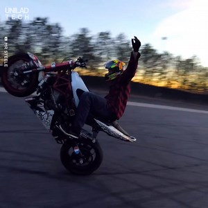 That's why you wear a helmet while riding a bike... Watch till the end 😂 | UNILAD Tech