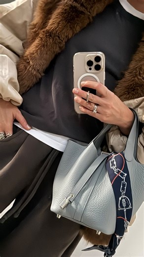 Katya Gousset | Fashion stylist on Instagram: "The secret is out! With @shengsho_official you’ll receive real time emails with all Hermes online bag drops on official Hermes website. Sign up at shengsho.com with my code KATYA15 for 15% off your first subscription. See daily drops, explore drop history, and enjoy a 7 day free trial."